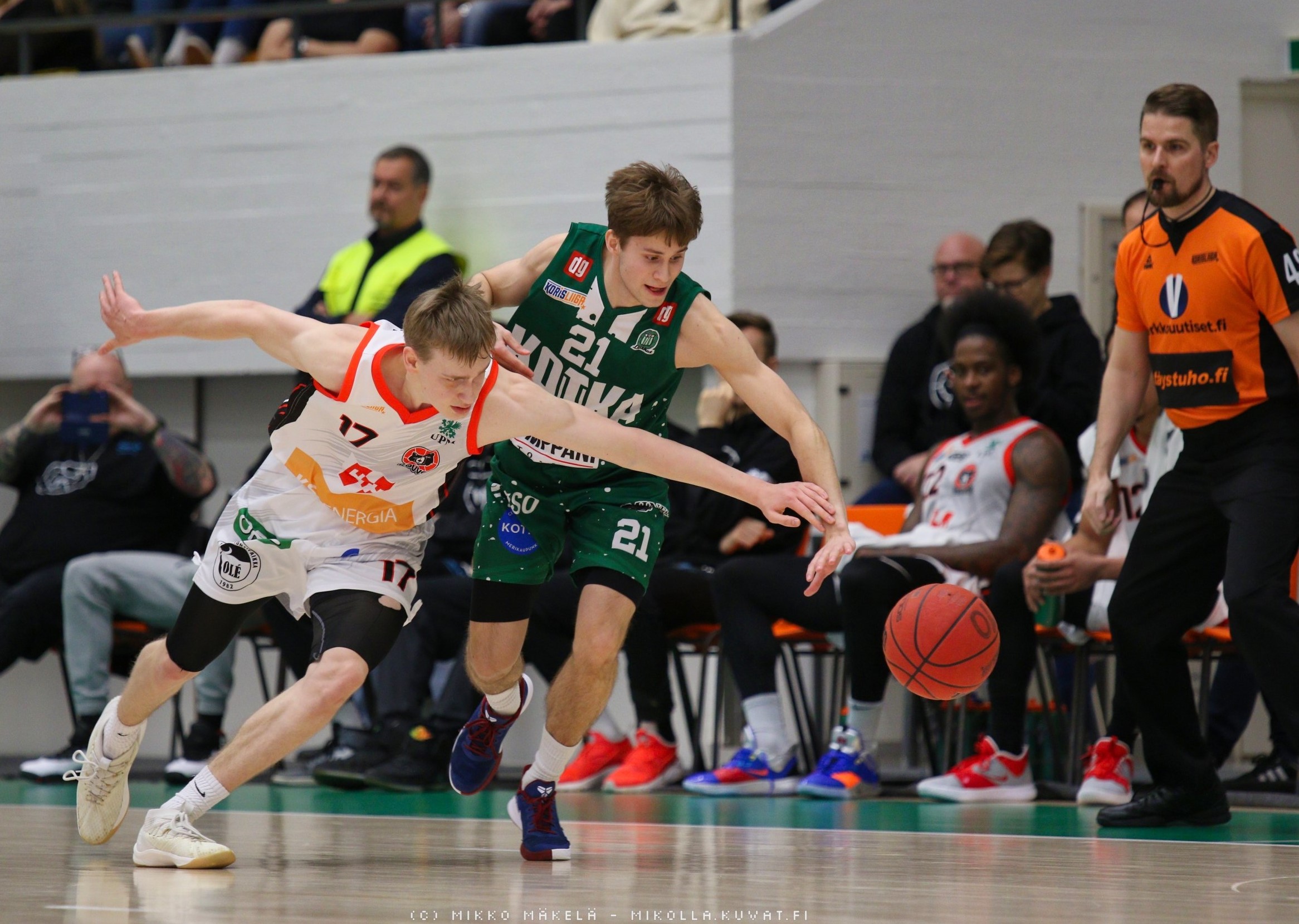 Rautasalo avasi pelin – ktp-basket